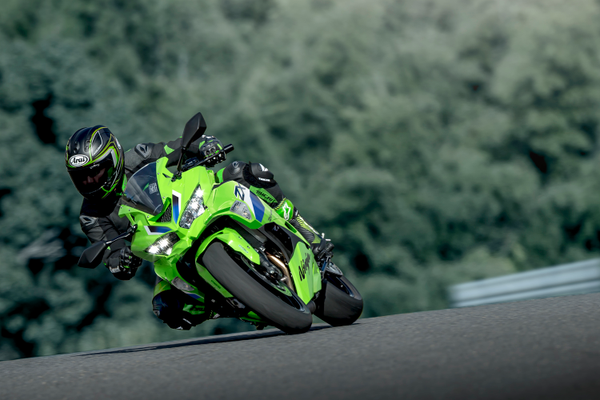Ninja ZX-4RR Performance | Kawasaki
