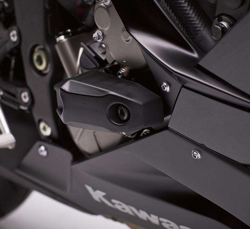 999940349 | Frame Sliders | Kawasaki